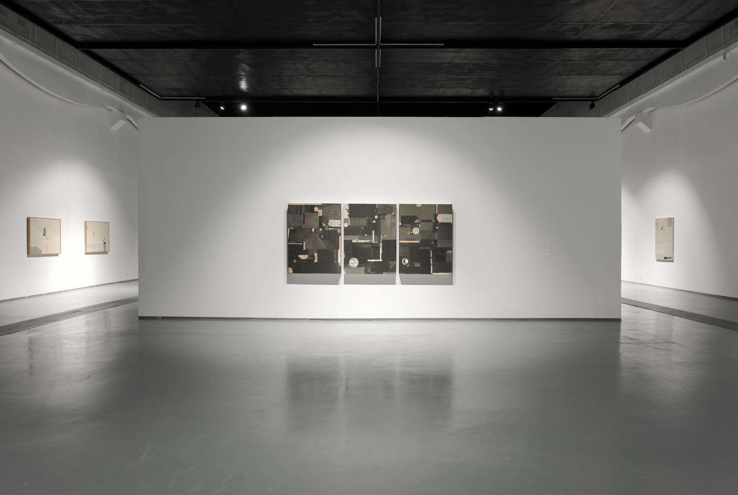 Amassing the Essence: Thirty Years of Paintings by Liang Quan - Hive ...