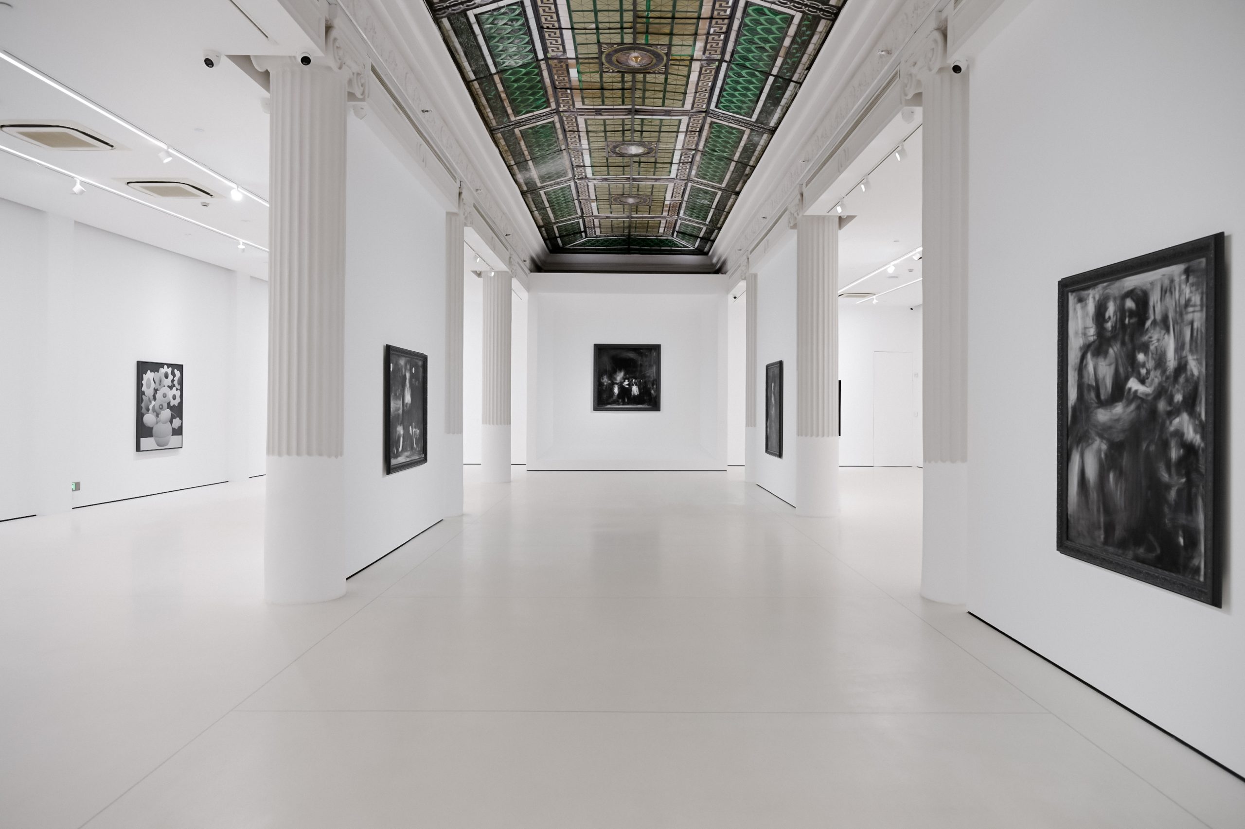 Du Jingze: Grey Area - Hive Center for Contemporary Art 蜂巢当代艺术中心